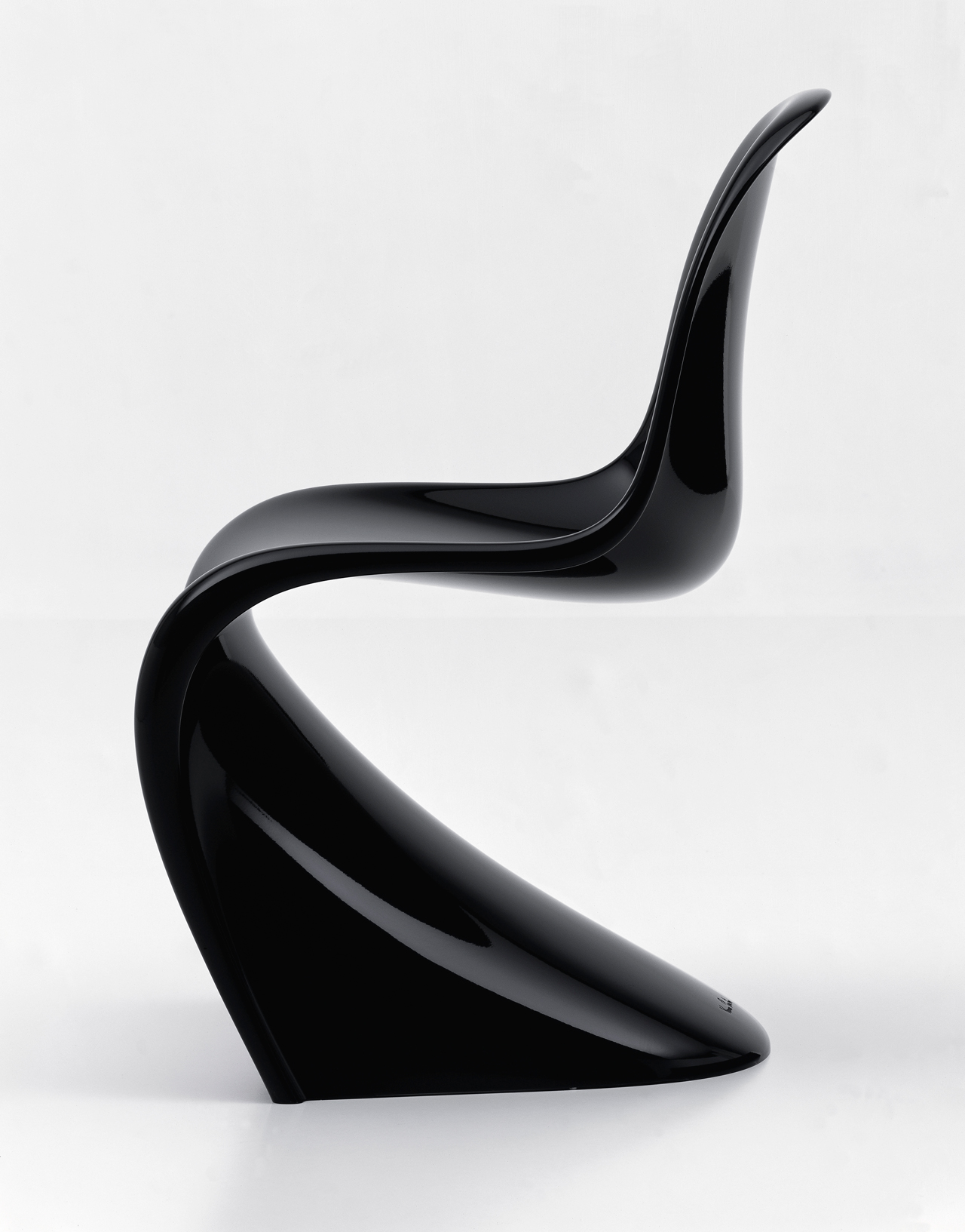 Striking And Innovative The Panton Chair By Verner Panton Identity
