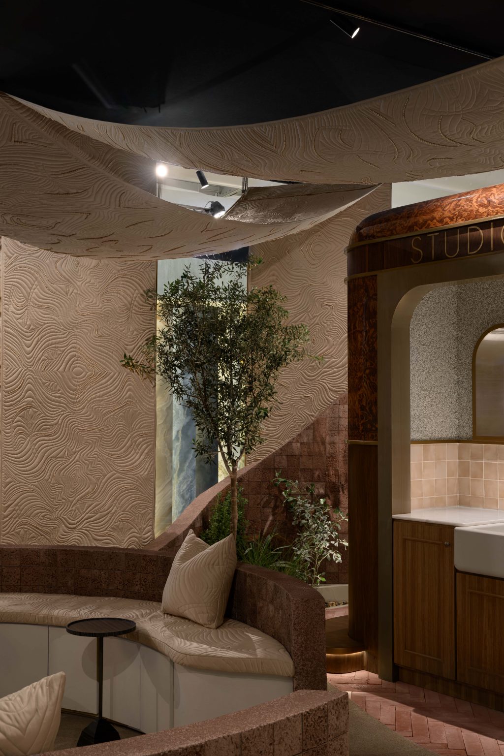 The Desert Chapter by Kohler and Marco Maximus - identity